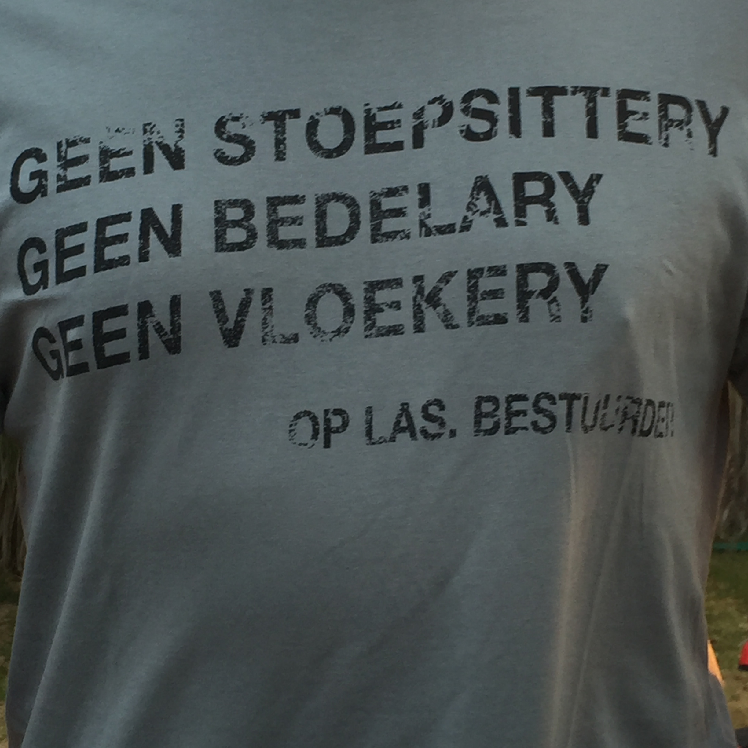 Hou jou bêk… – Thulana